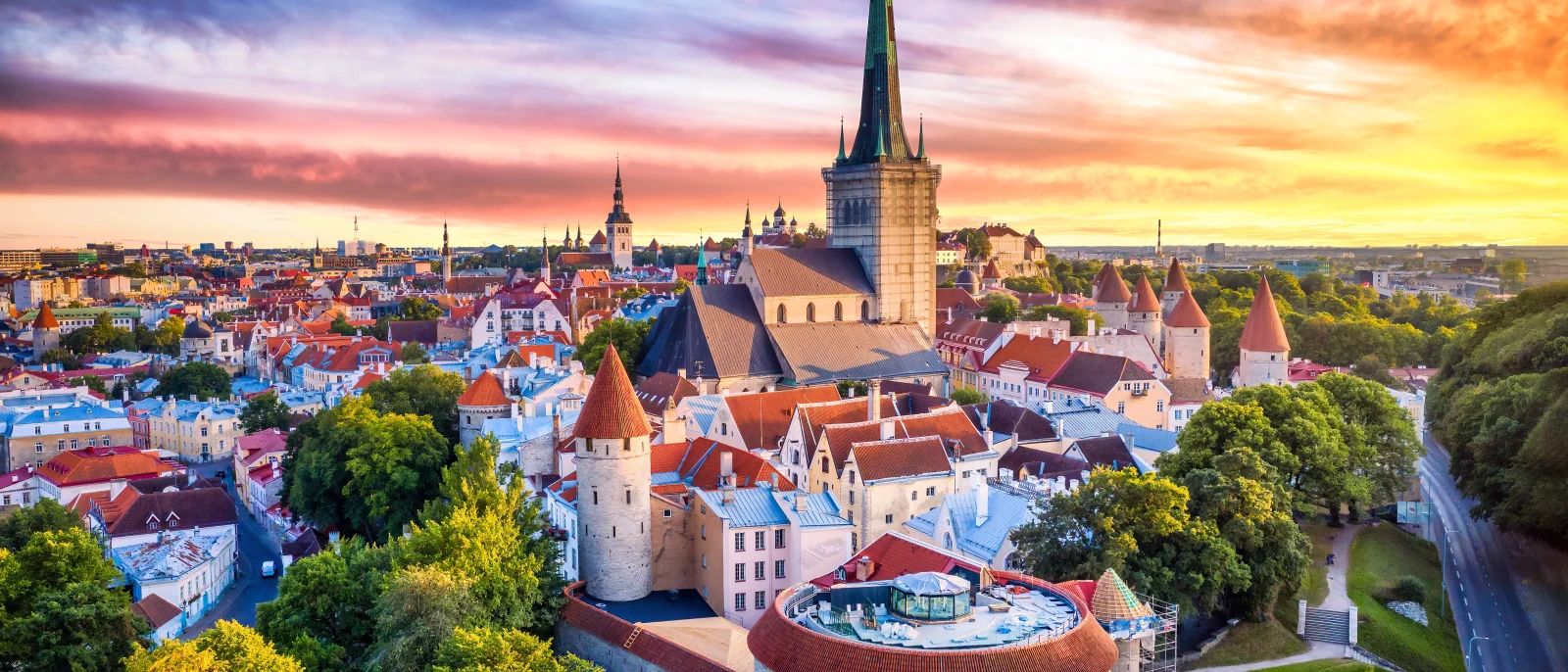 Cheap flights from Edinburgh to Tallinn